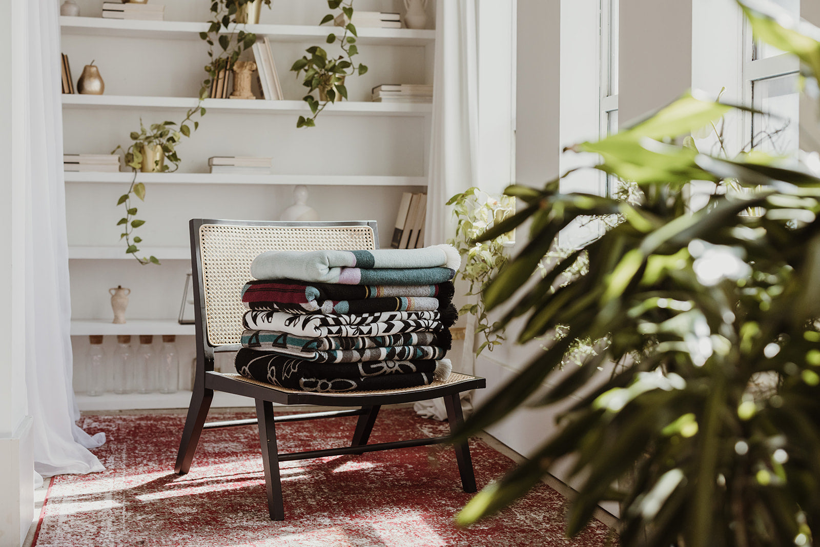 Indigenous Blankets – Mashkiki Lifestyle & Co.